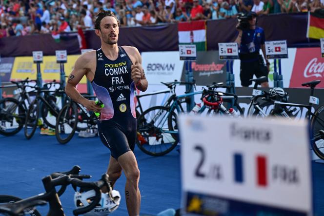 Paris 2024 : Dorian Coninx, champion du monde de triathlon, avale les ...