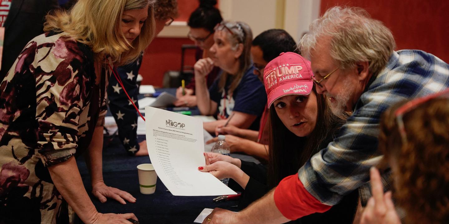 Trump wins 3 primaries in a day, in a dominant show of force