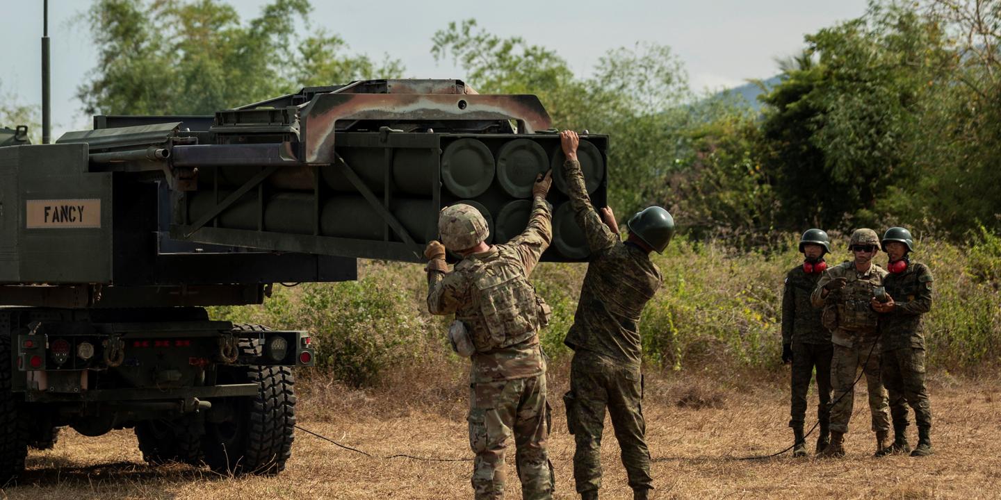 Un analyste du renseignement militaire américain arrêté pour espionnage