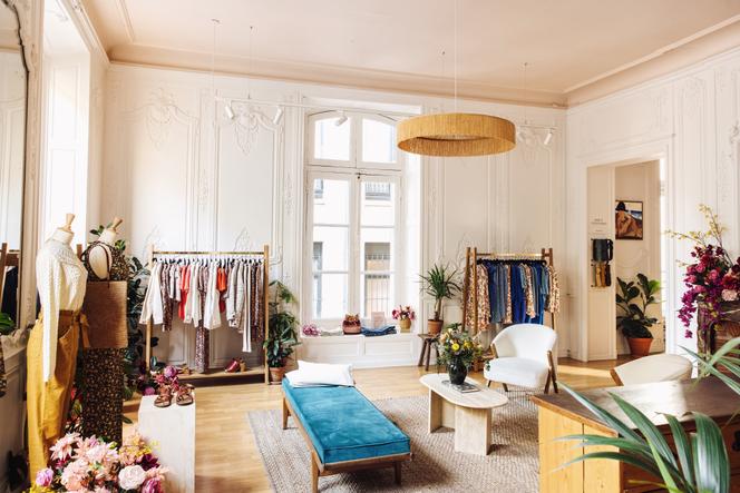 Mode : comment Sézane, Rouje et Balzac tirent leur épingle du jeu