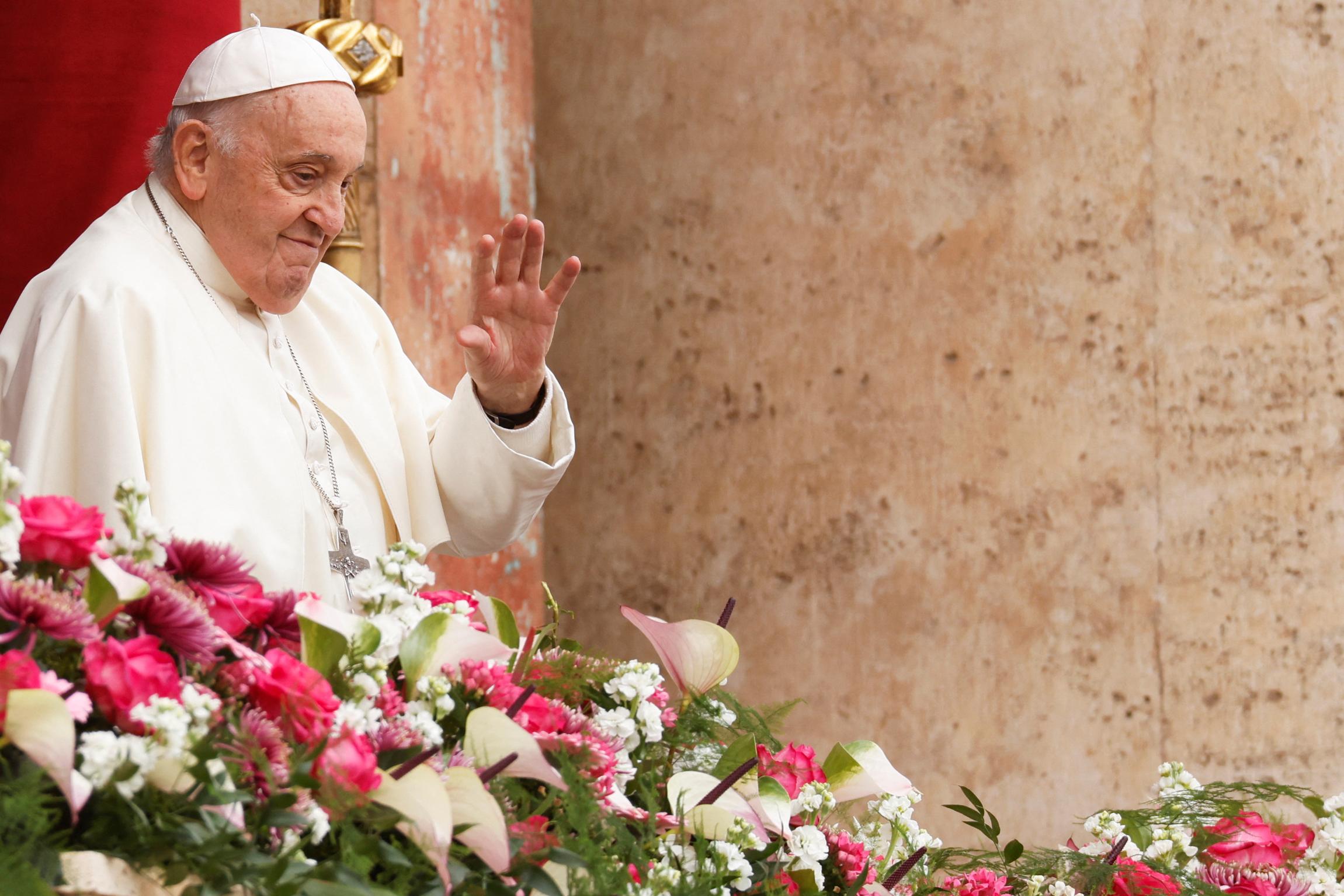 Pope calls for end to wars in Gaza and Ukraine during Easter message