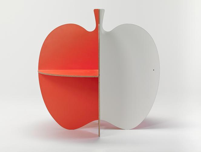 Le mobilier pour enfant dans la cour des grands