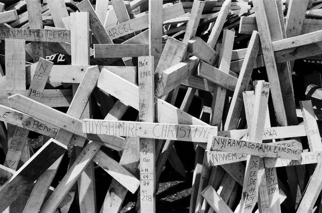 « Hewa Rwanda. Lettre aux absents », de Dorcy Rugamba : au-delà de la ...