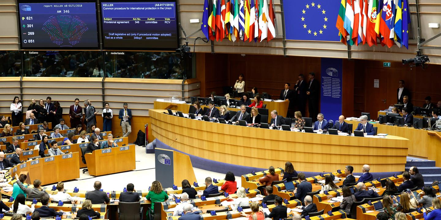 EU parliament adopts new migration pact