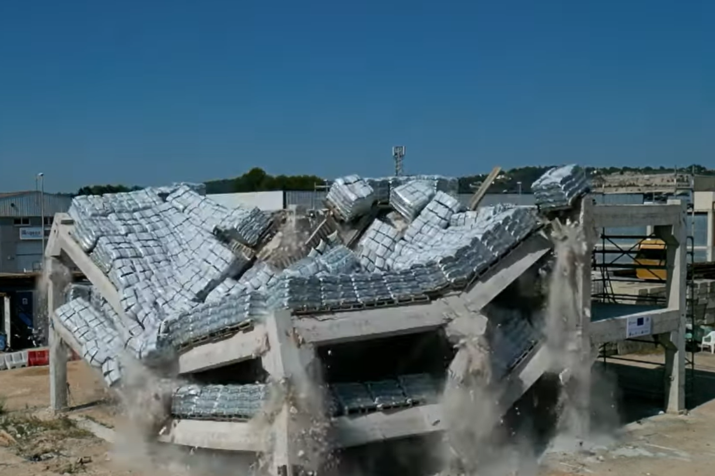 Face aux séismes, un bâtiment conçu pour sacrifier une de ses parties ...