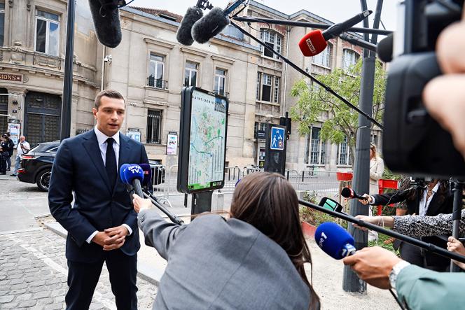 Far-right leader Jordan Bardella's childhood in poor Paris suburb ...