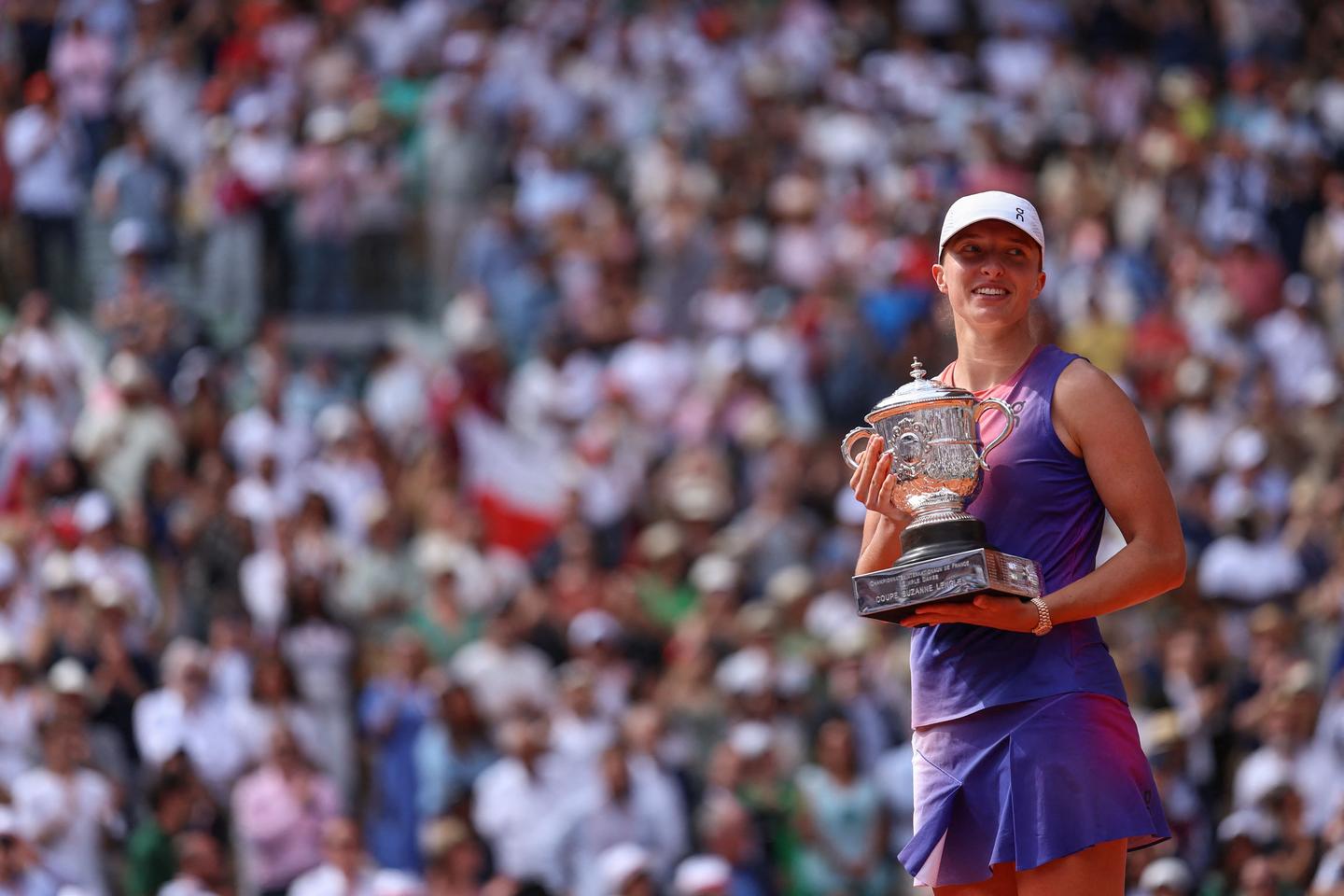 French Open 2024: Swiatek wins third successive title