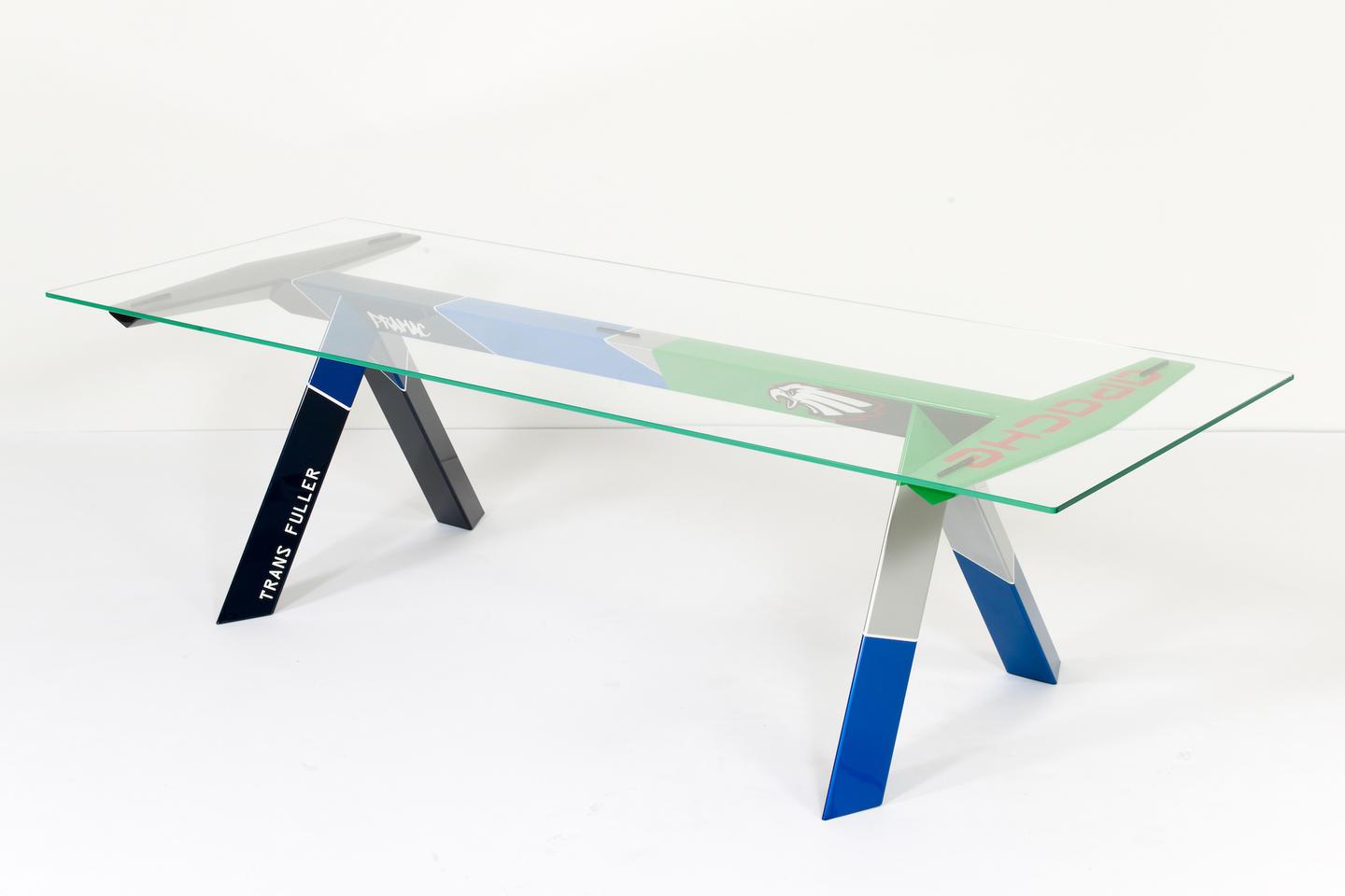 La table Apache, de Konstantin Grcic : le profil d’une championne