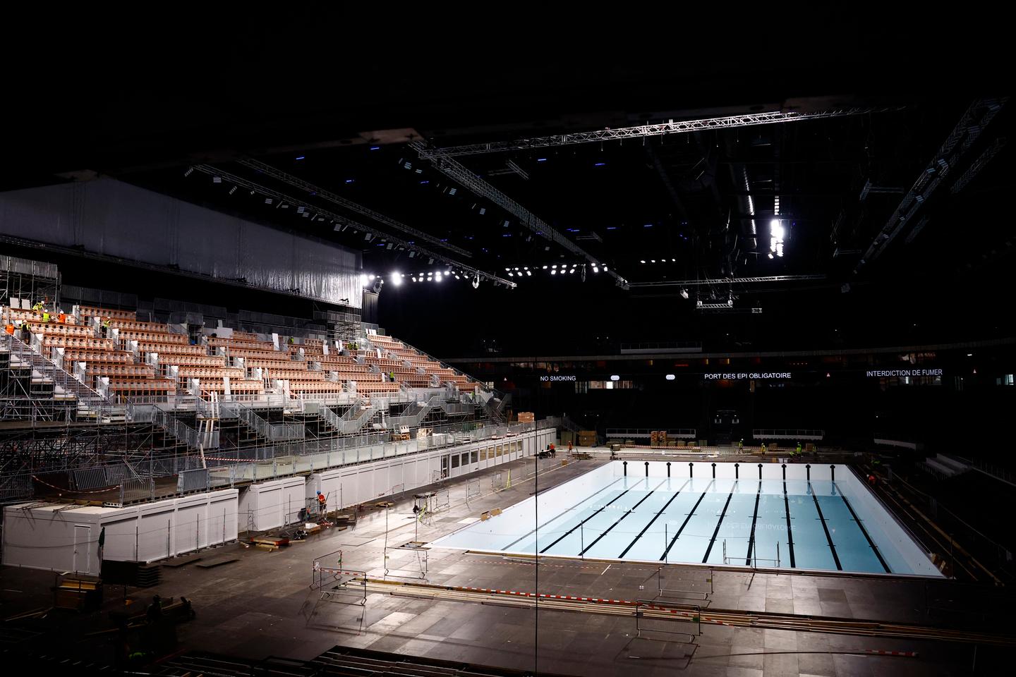 Paris 2024 : comment Paris La Défense Arena est devenue piscine ...