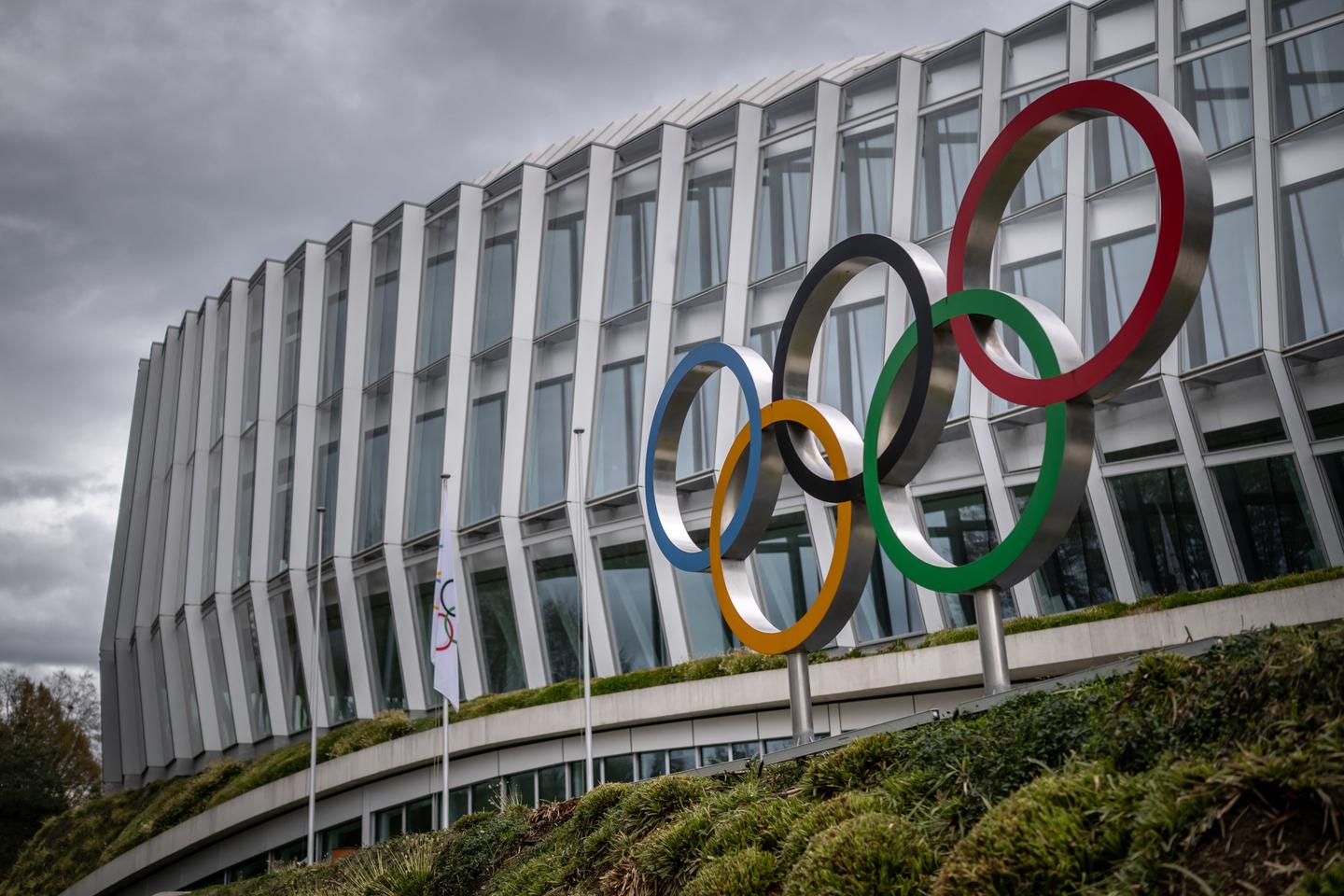 IOC gives 14 Russians, 11 Belarusians neutral status for Paris Olympics