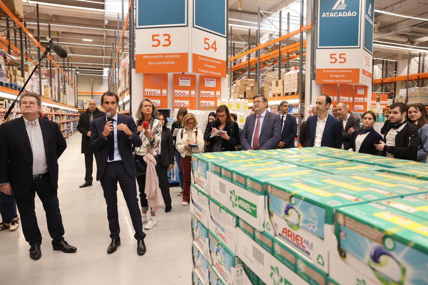 Le lancement d’Atacadao en France, symbole de l’essor du discount et de ...