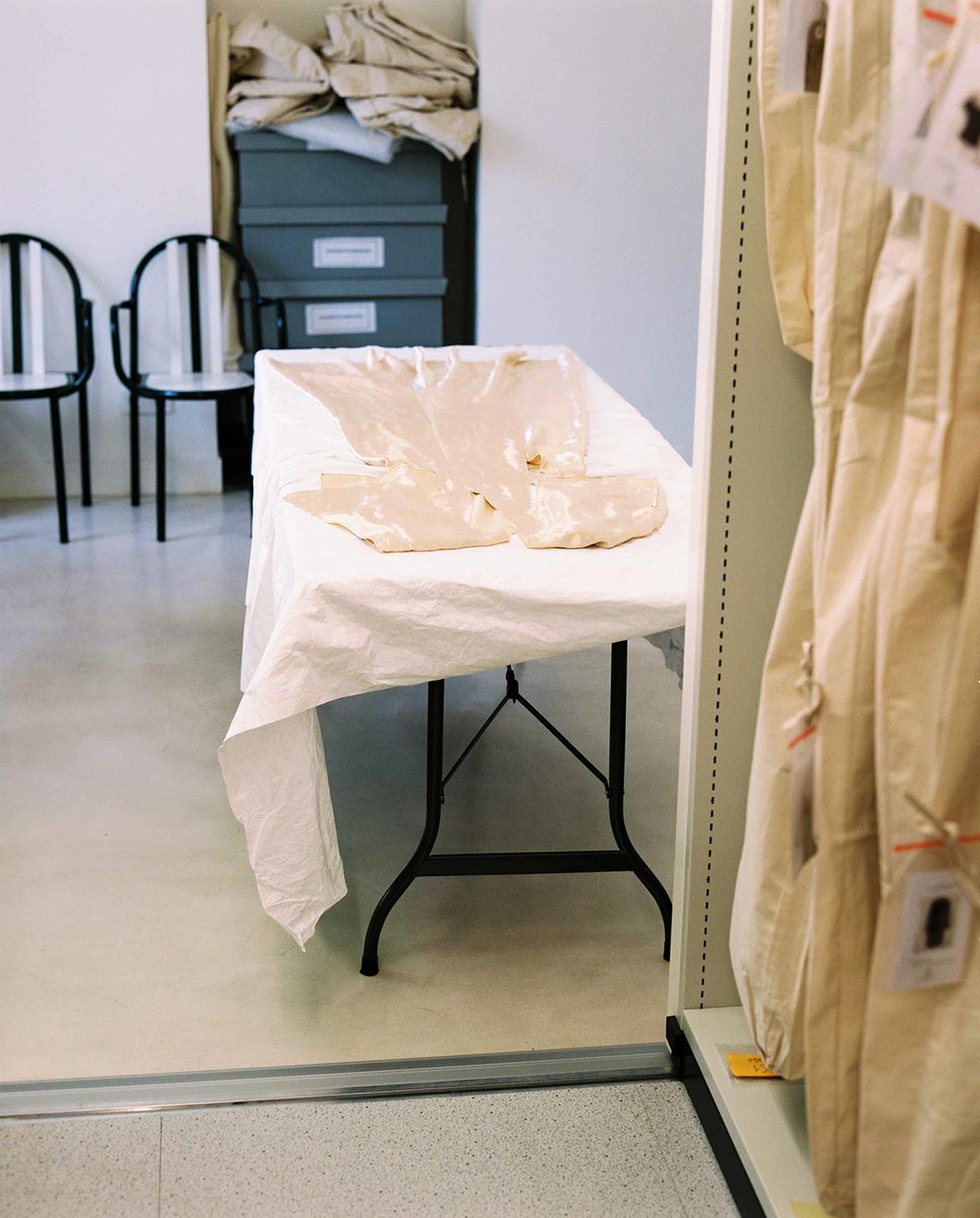 Dans les Années folles, les robes d’Augusta Bernard, l’élégance à l ...