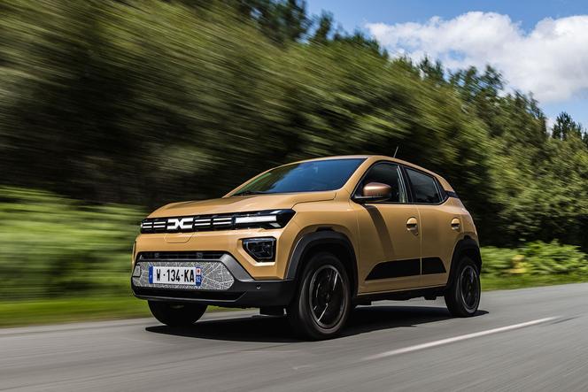 La Dacia Spring paie le « Made in China » au prix fort