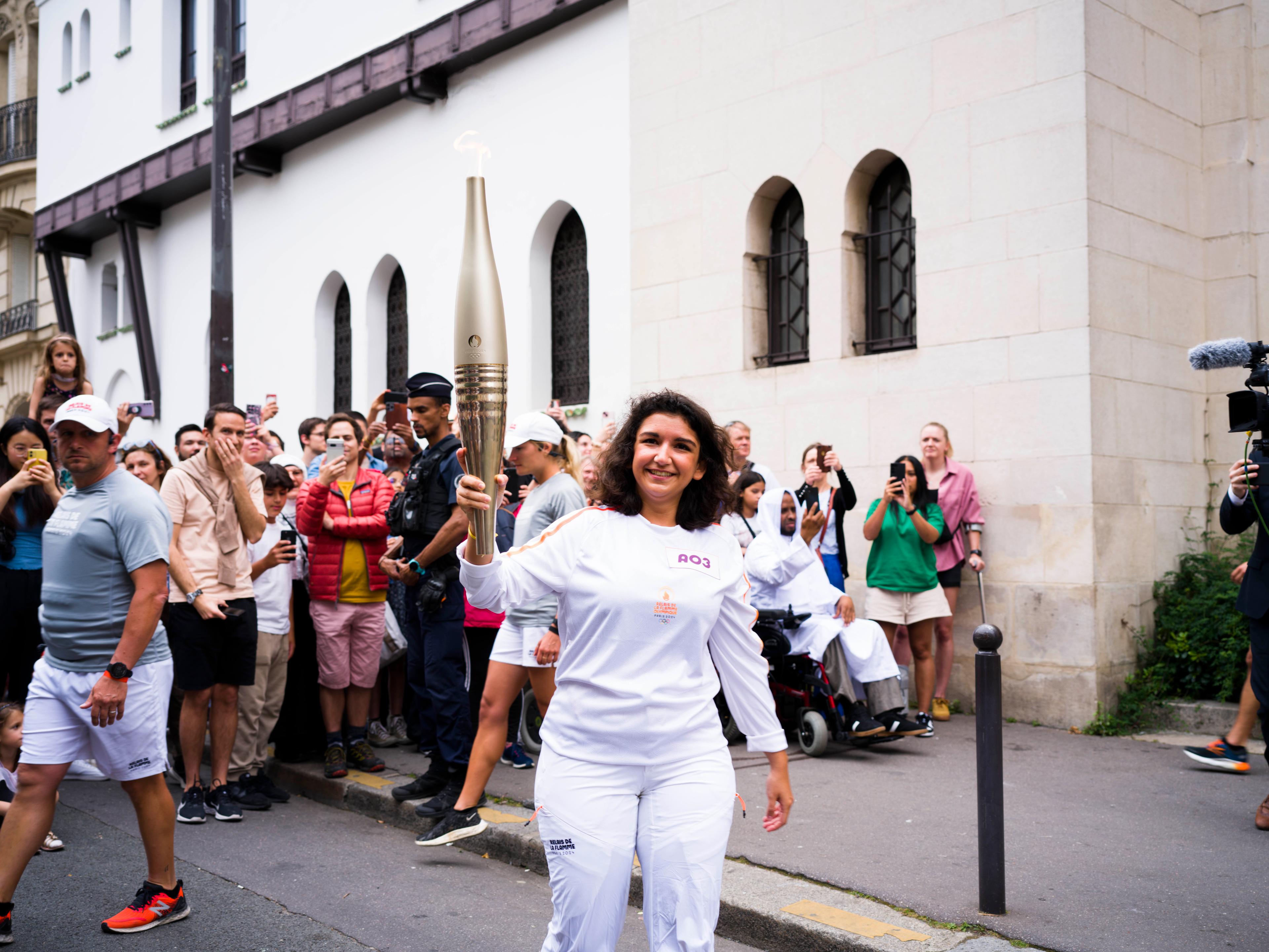 Flamme olympique à Paris : « Se retrouver ici, pour les JO, c’est ...