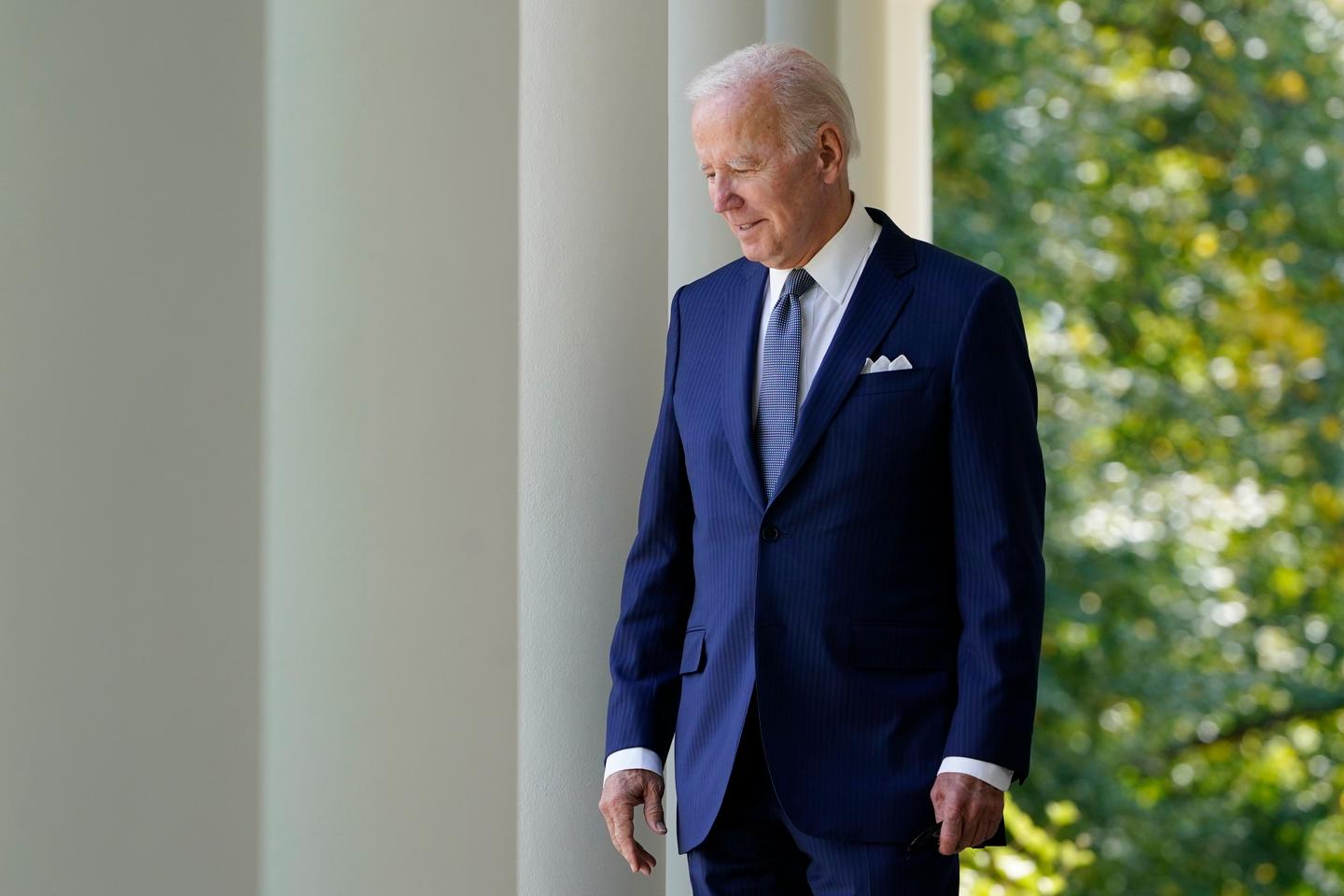 Du déni au désistement : les trois semaines qui ont mené Joe Biden à se ...