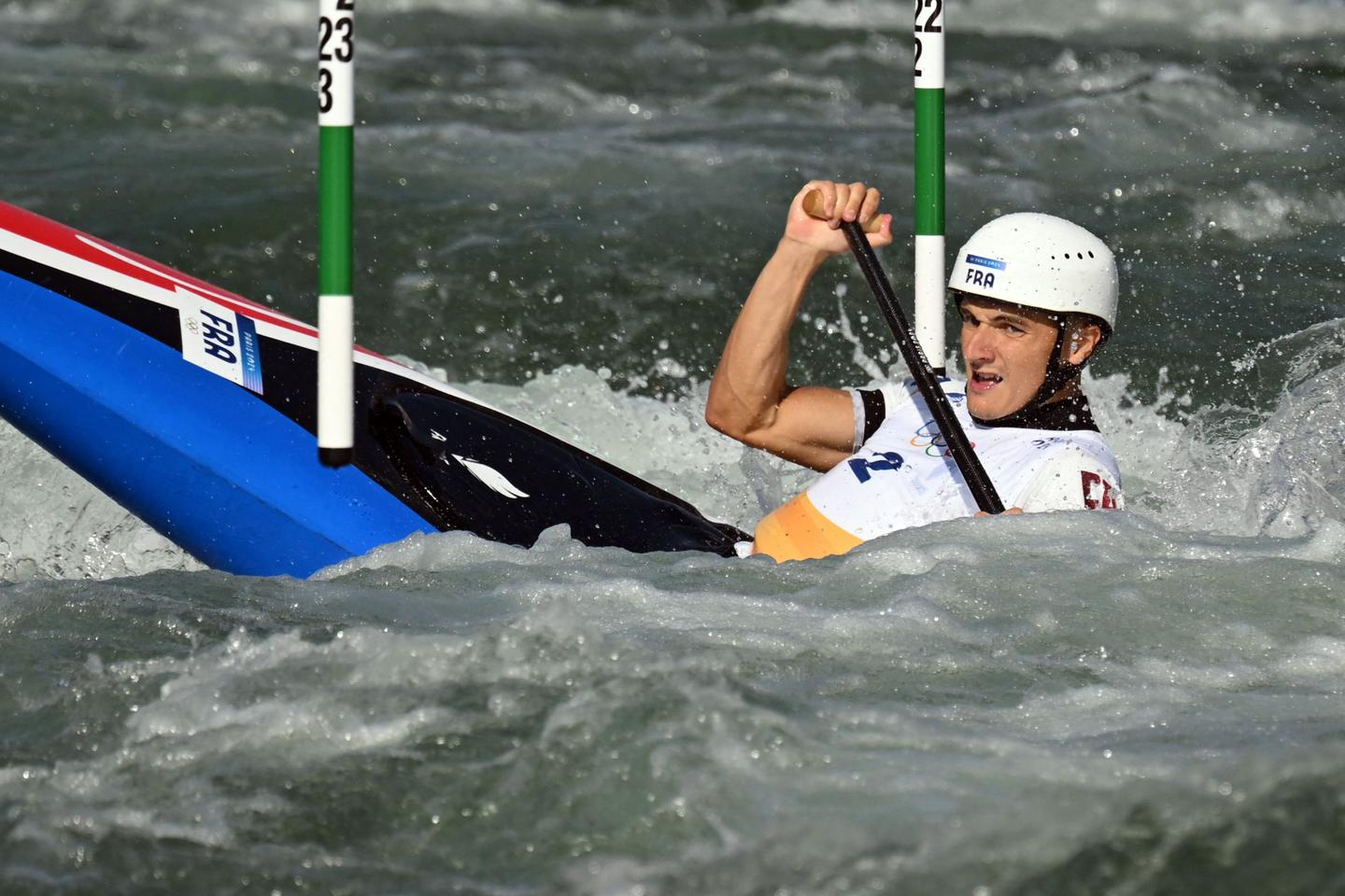 JO 2024 : Nicolas Gestin survole la finale du canoë slalom et décroche son premier titre olympique