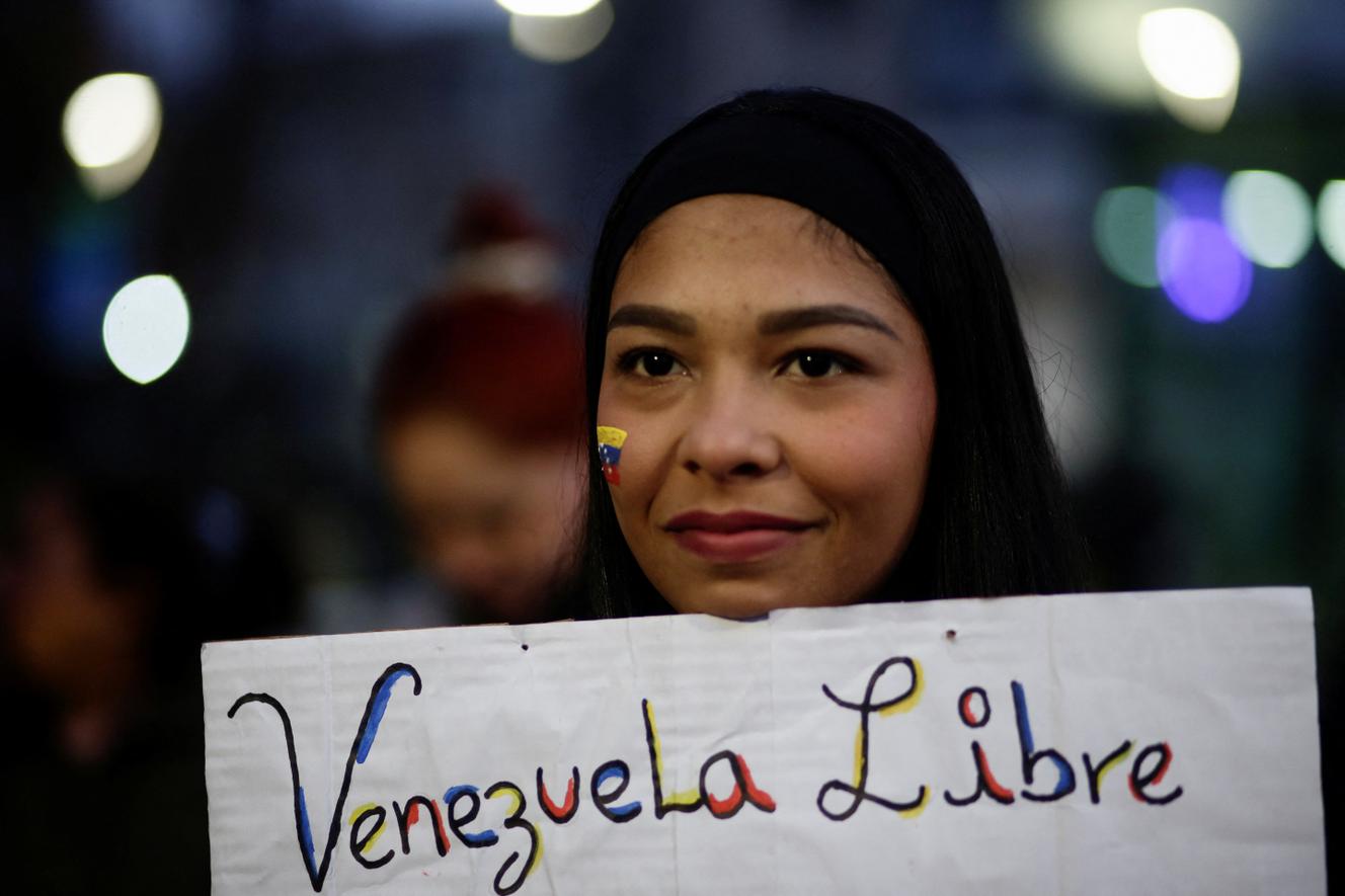 Thousands in Venezuela protest reelection of President Nicolas Maduro