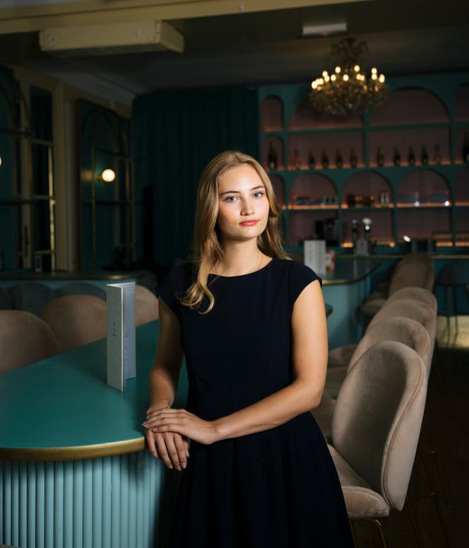 Paris 2024 : Camille Baldach-Lefebvre, hôtesse des VIP à la Maison de l ...