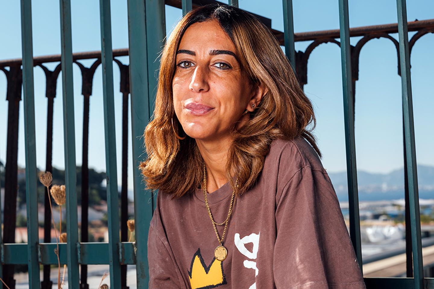 Vingt ans après, Faïza Guène fait revivre l’héroïne de « Kiffe kiffe ...