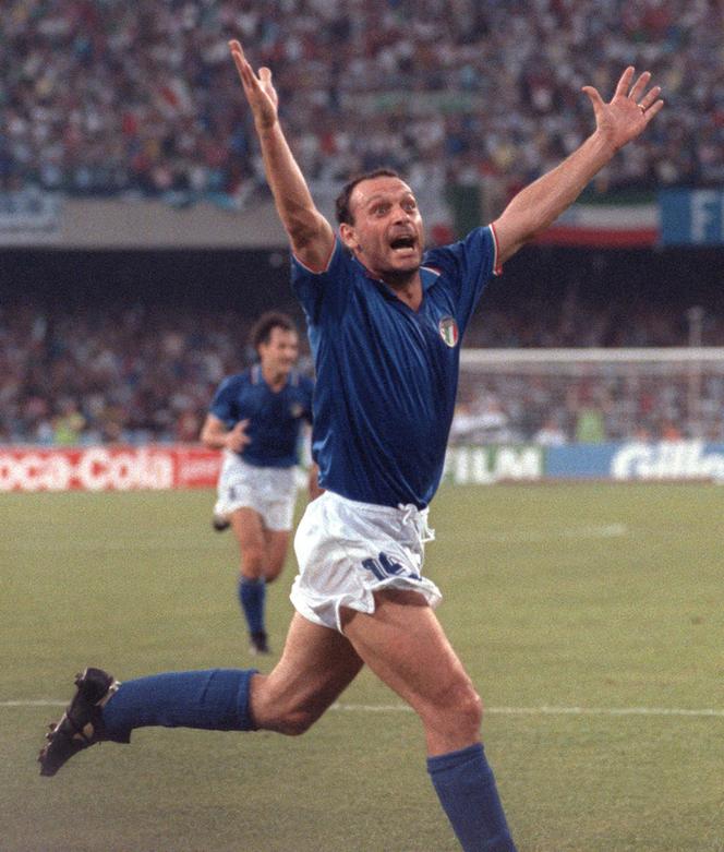 Le footballeur italien Salvatore « Toto » Schillaci, héros de la Coupe ...