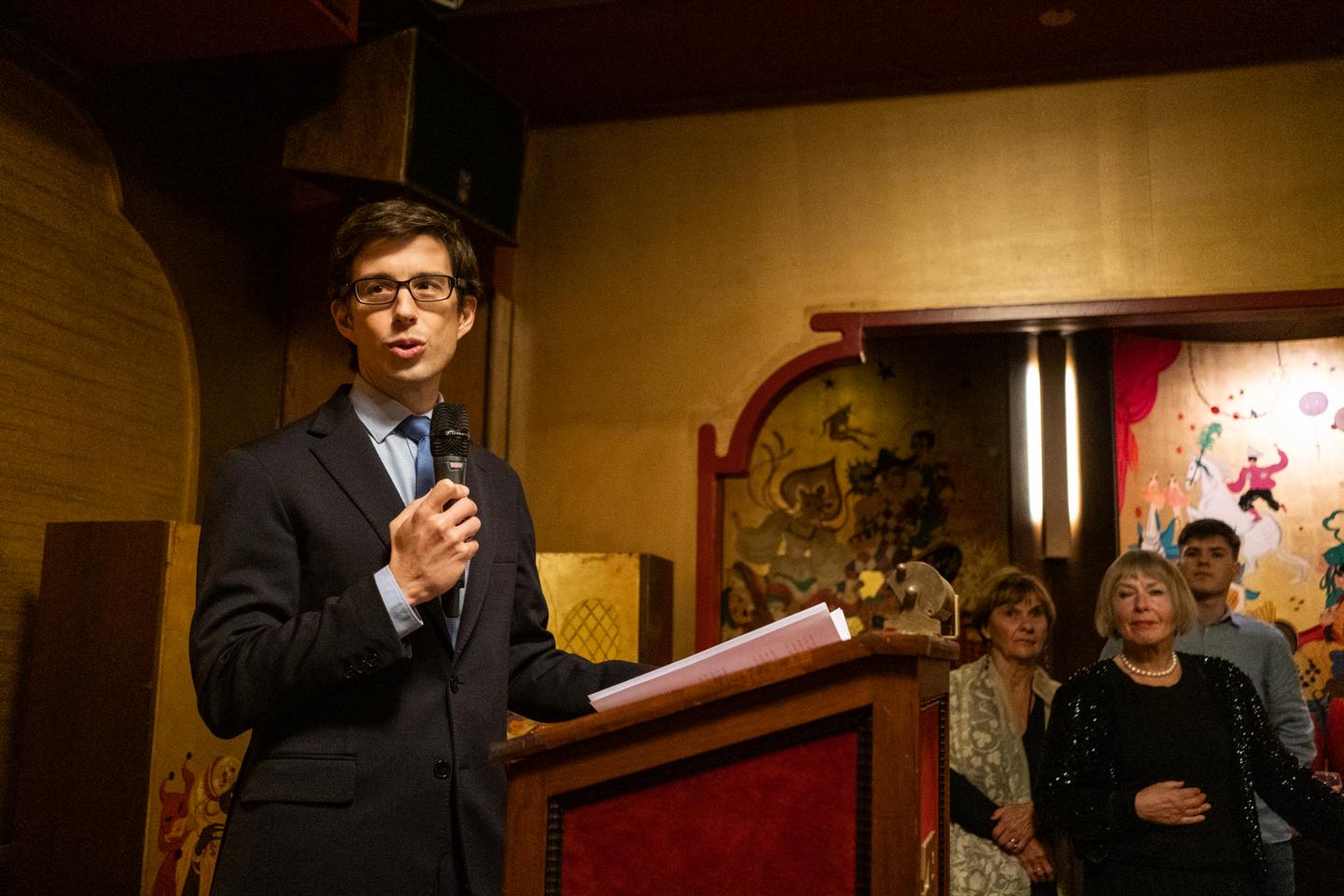 Sciences Po : le diplomate Luis Vassy nommé directeur après de longs ...