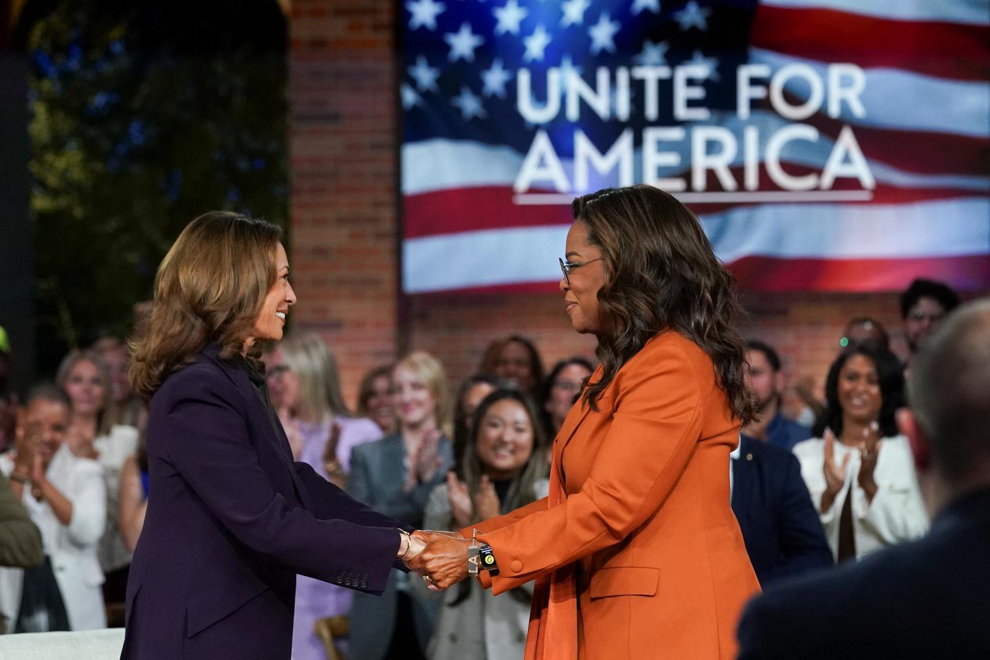 Harris and Oprah hold 'Unite for America' election rally