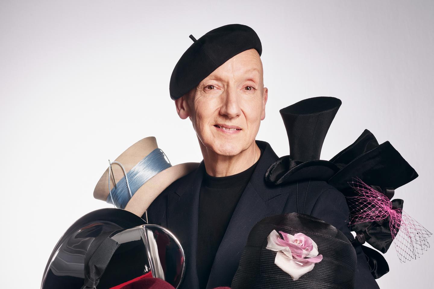 Stephen Jones, le dandy du bibi