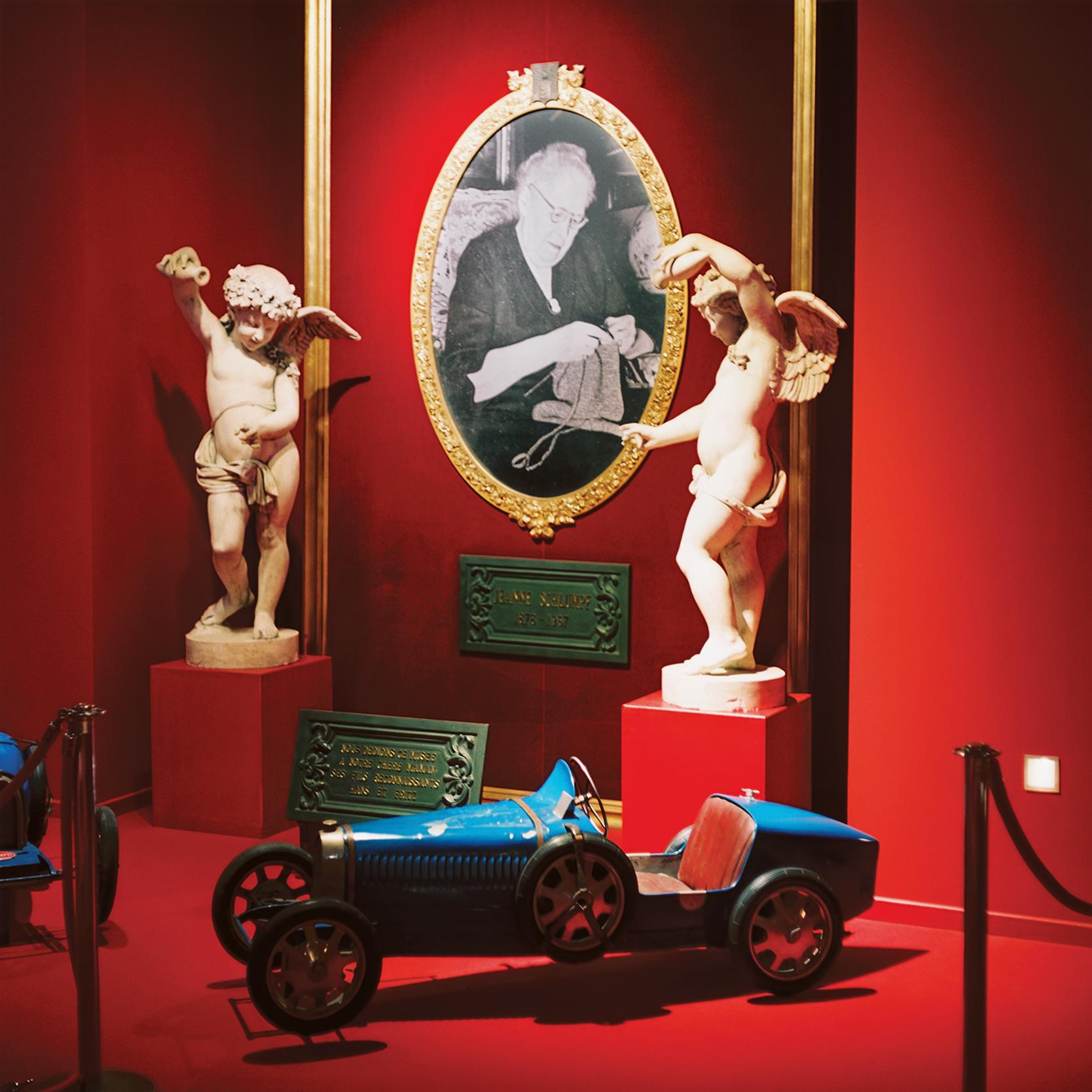 La jeune héritière, la « belle-mère » et les millions dilapidés