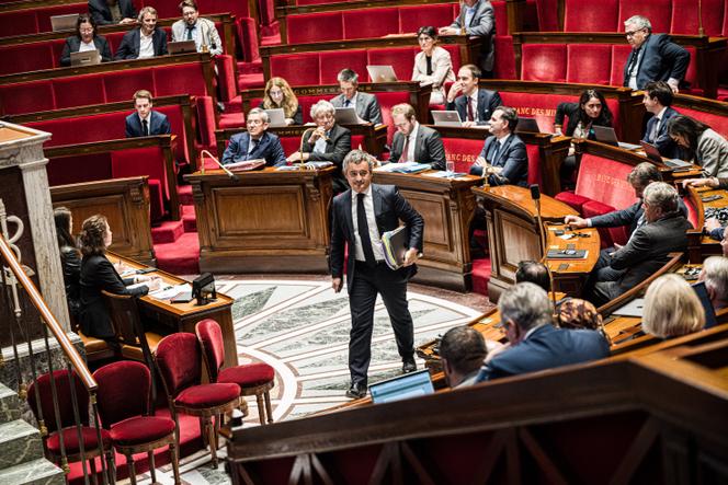 Possible inéligibilité de Marine Le Pen : Gérald Darmanin vivement critiqué après avoir remis en ...