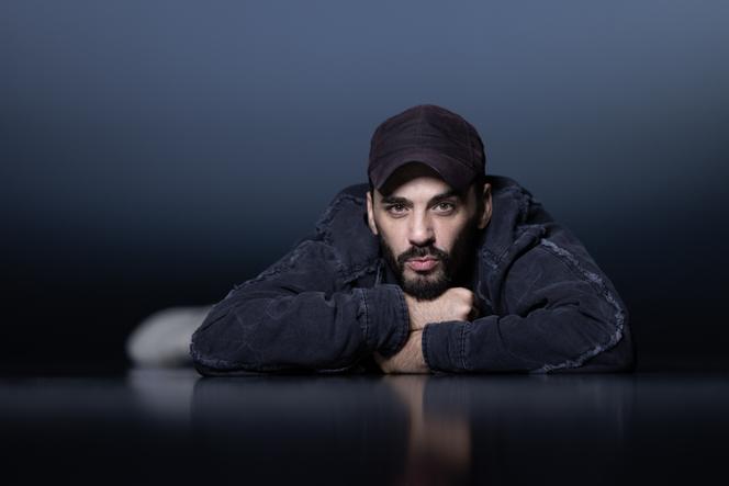 Gringe, actuellement en tournée, affine sa plume de rappeur