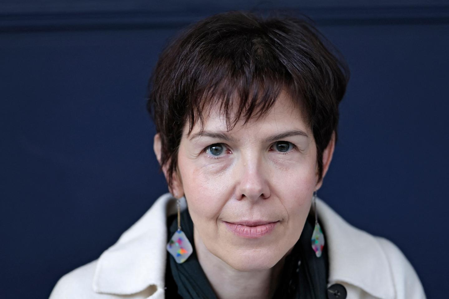 Le prix Médicis récompense Julia Deck pour « Ann d’Angleterre », un ...