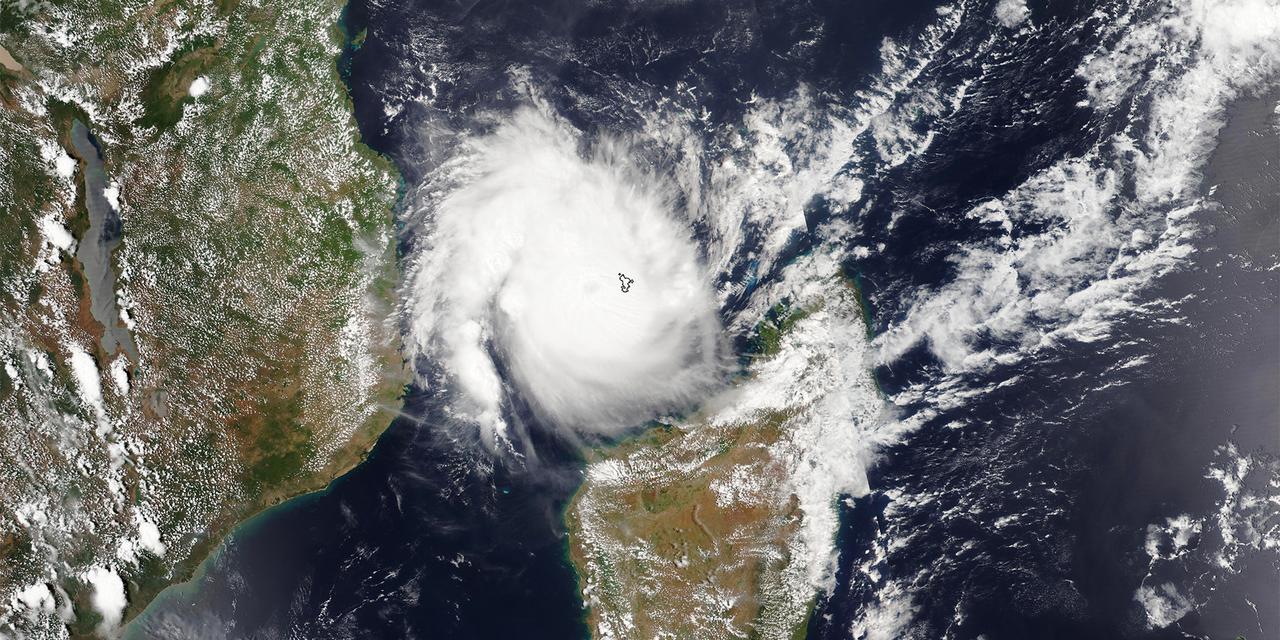 Mayotte : les dégâts causés par le cyclone Chido vus du ciel