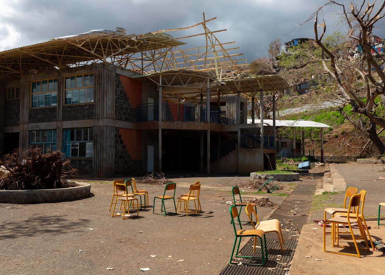A Mayotte, après le cyclone Chido, les écoles en première ligne ...