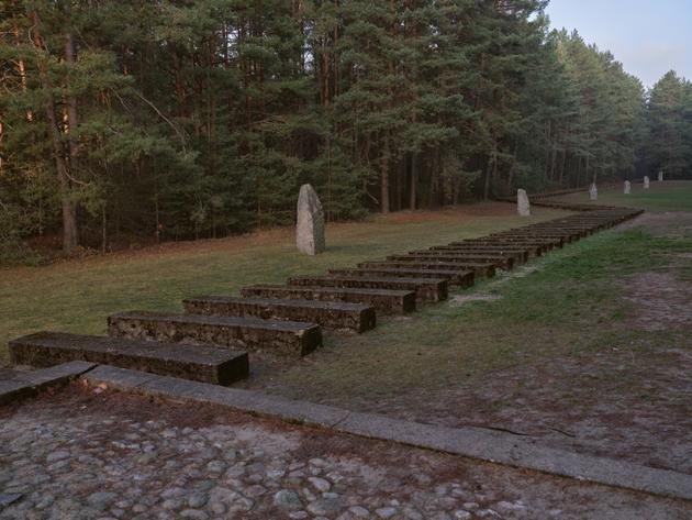 Horrors of Treblinka Nazi death camp gradually reemerge