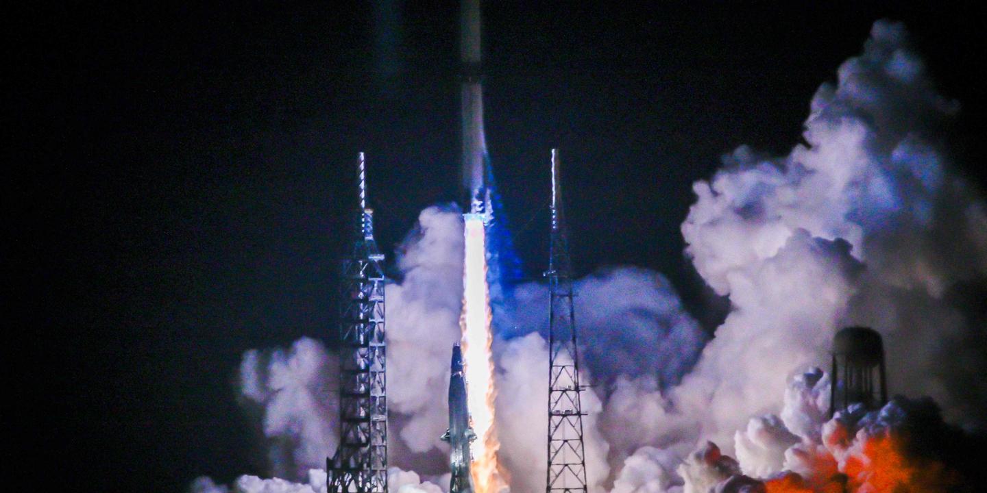 Jeff Bezos' New Glenn rocket reaches orbit on first test flight