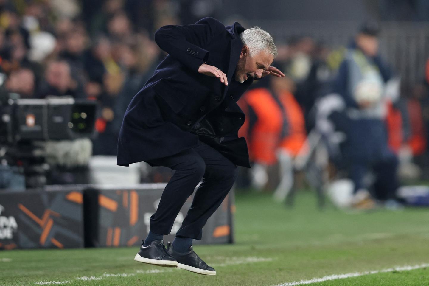 José Mourinho suspendu pour quatre matchs après ses propos envers l ...