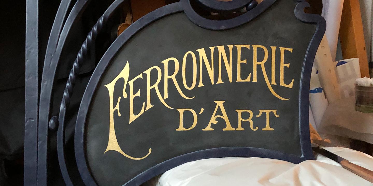 The forgotten art of sign painting is reviving French streets