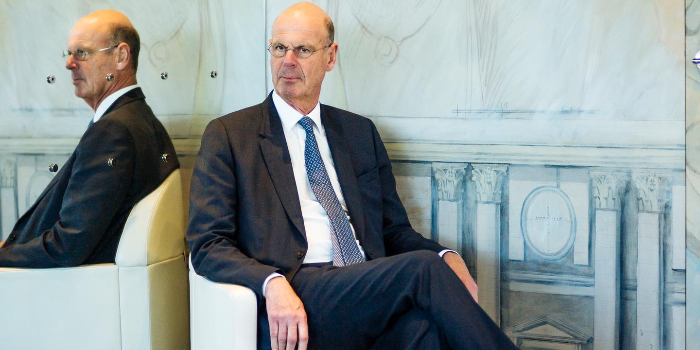 Eric Lombard, le ministre qui a amadoué le Parti socialiste