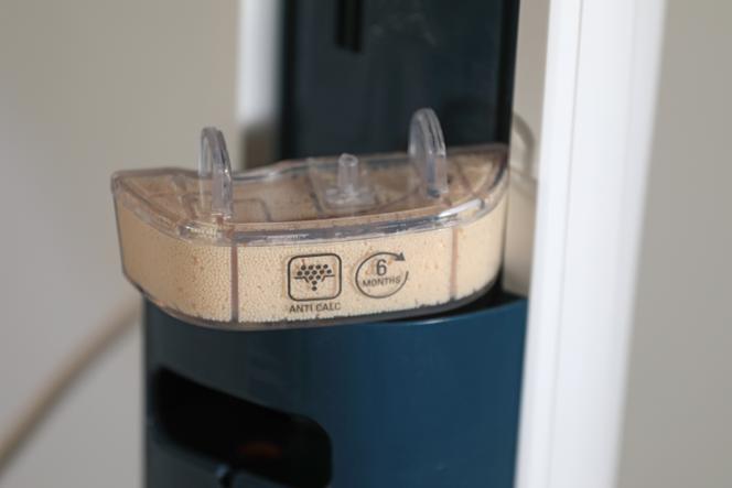 Le Rowenta Steam Power All Floors est équipé d’une cartouche anti-calcaire. Bonne nouvelle : celle-ci n’est pas trop onéreuse et il n’est nécessaire de la changer que deux fois par an.