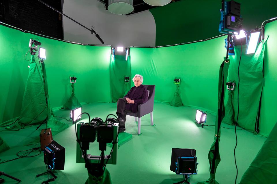 Steven Spielberg, guardian of Holocaust memory