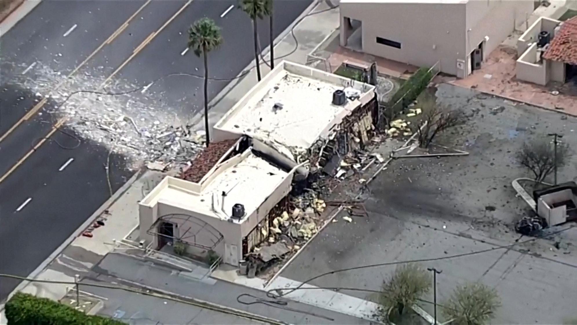 En Californie, l’explosion d’un véhicule devant une clinique d’aide à ...
