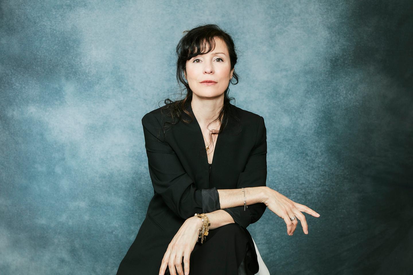 « Quand viendra l’aube » : Dominique Fortier lit la mort de son père