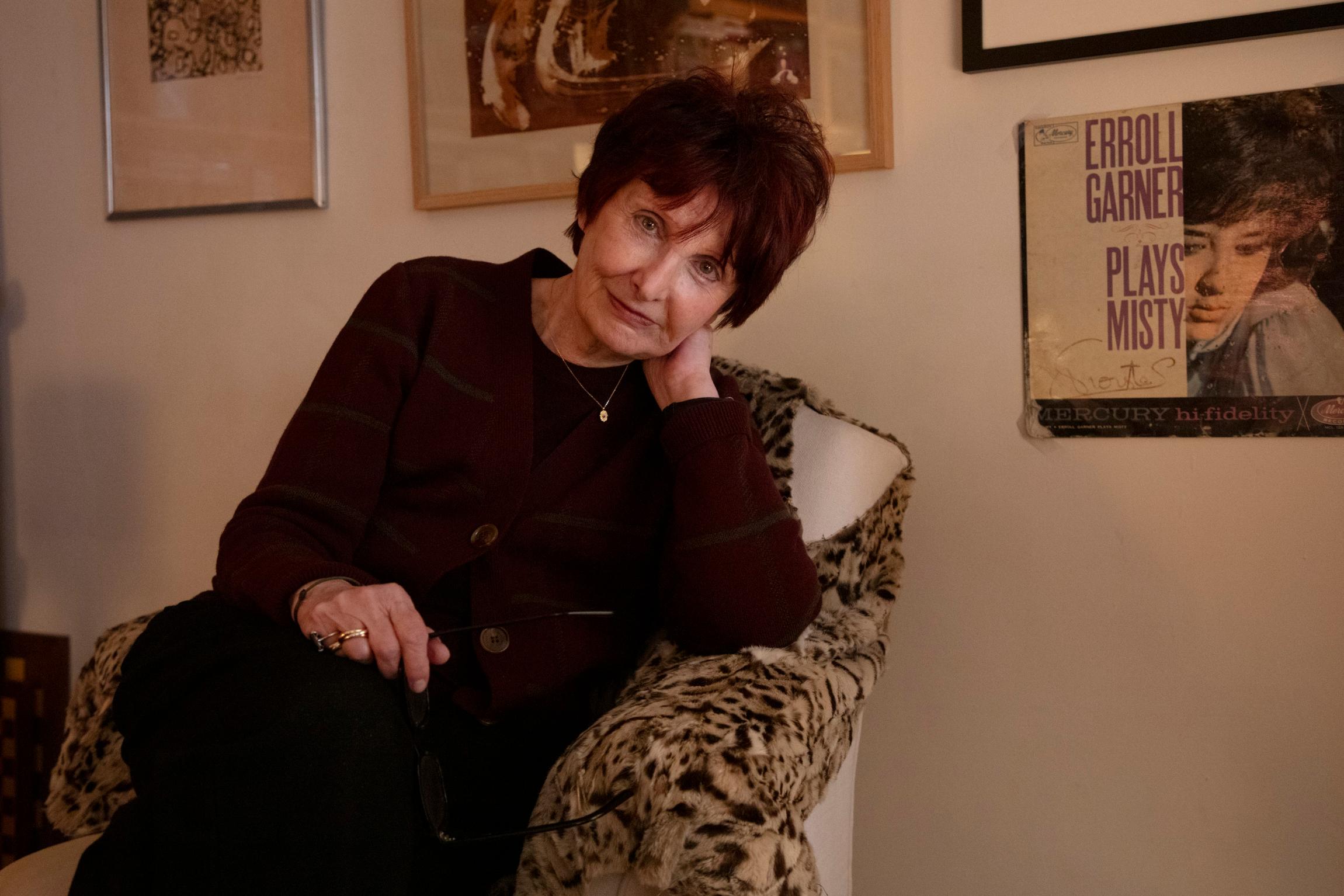 « Vérification », de Judith Brouste : espion malgré elle