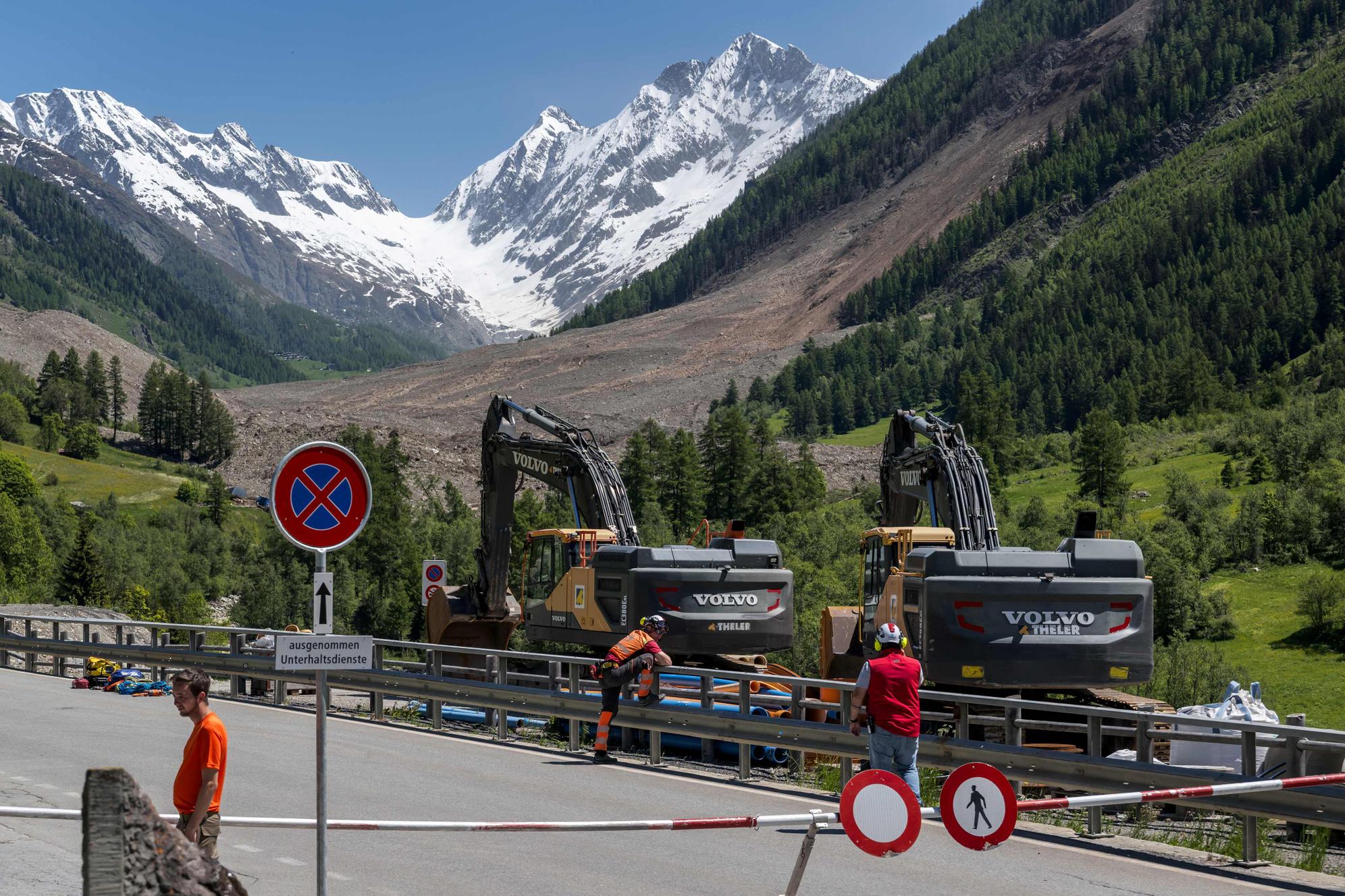 In Switzerland, after a glacier collapsed onto Blatten, fear is ...