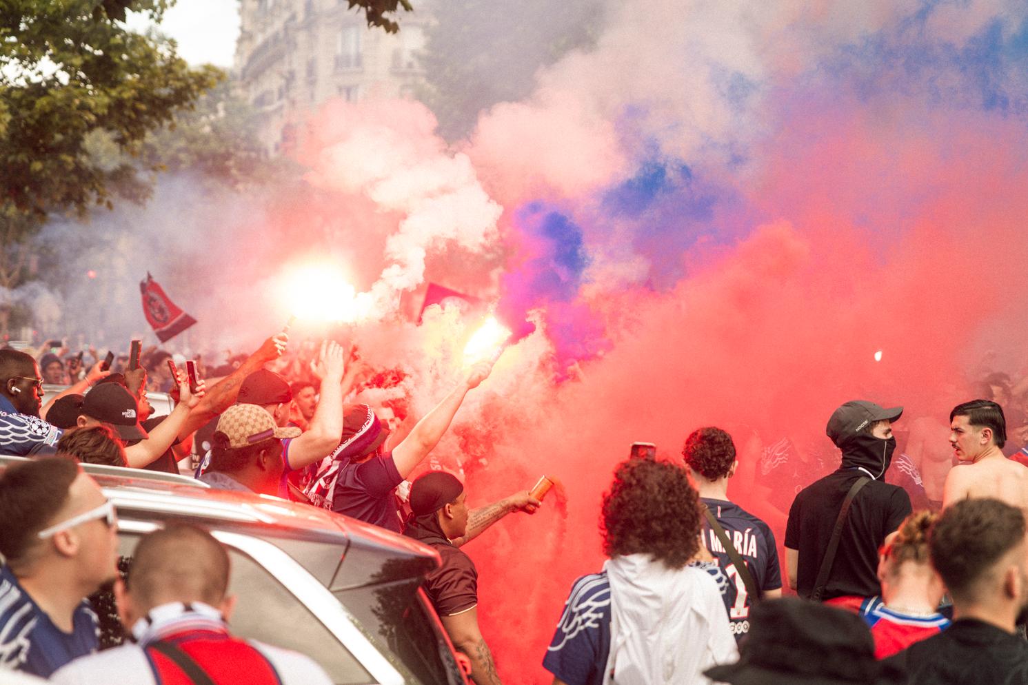 Le PSG vainqueur de la Ligue des champions : revivez la parade des ...