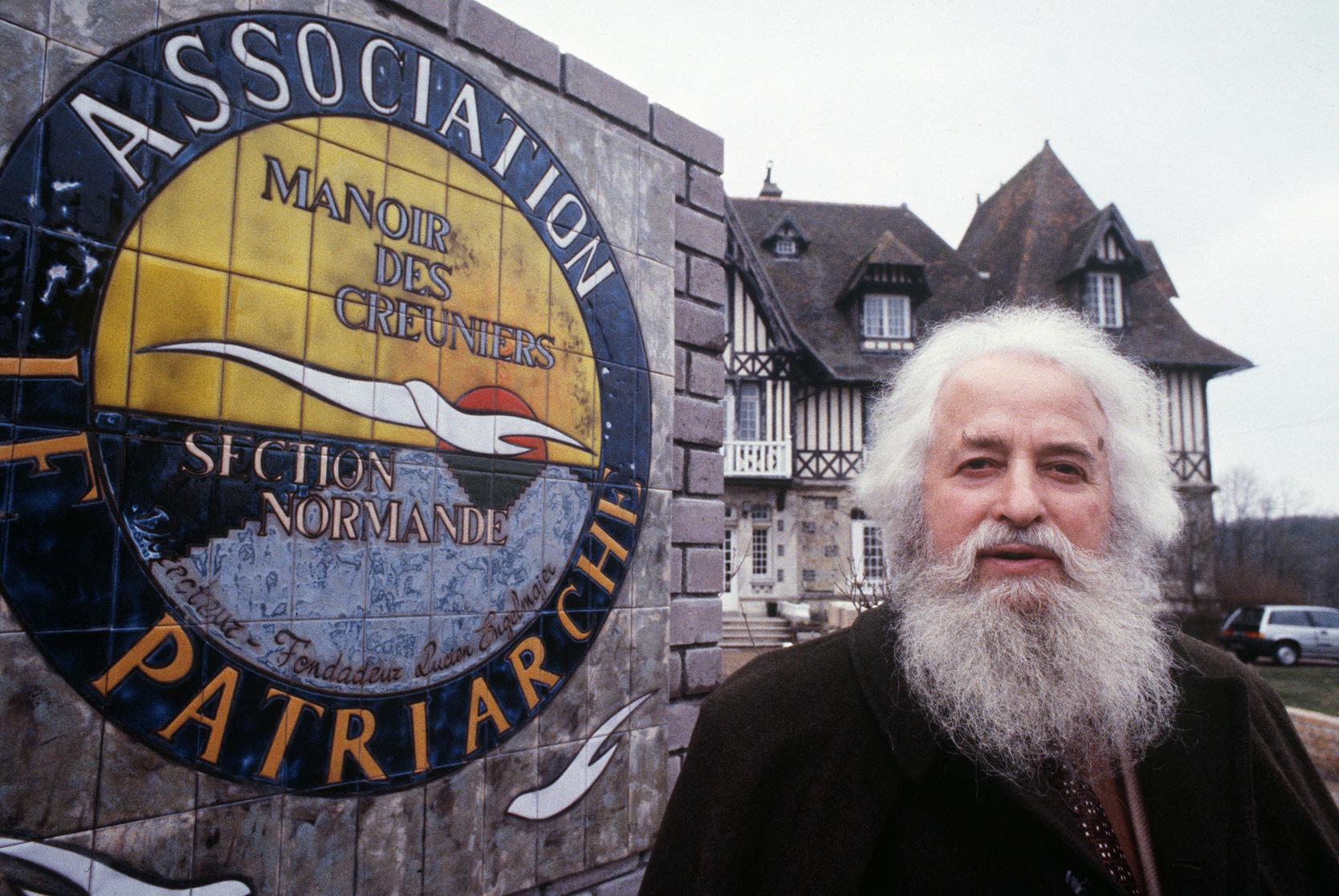 « Le Patriarche, le gourou des drogués », Canal+ Docs : enquête sur les ...