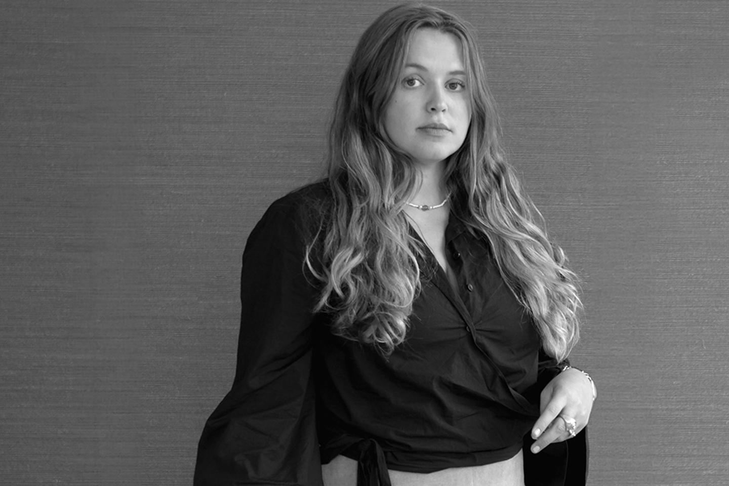 La designer Léa Zeroil puise dans de souverains souvenirs