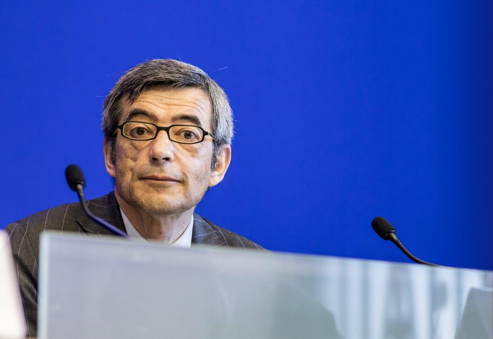 Le « gendarme » du renseignement appelle le gouvernement à se mettre en ...