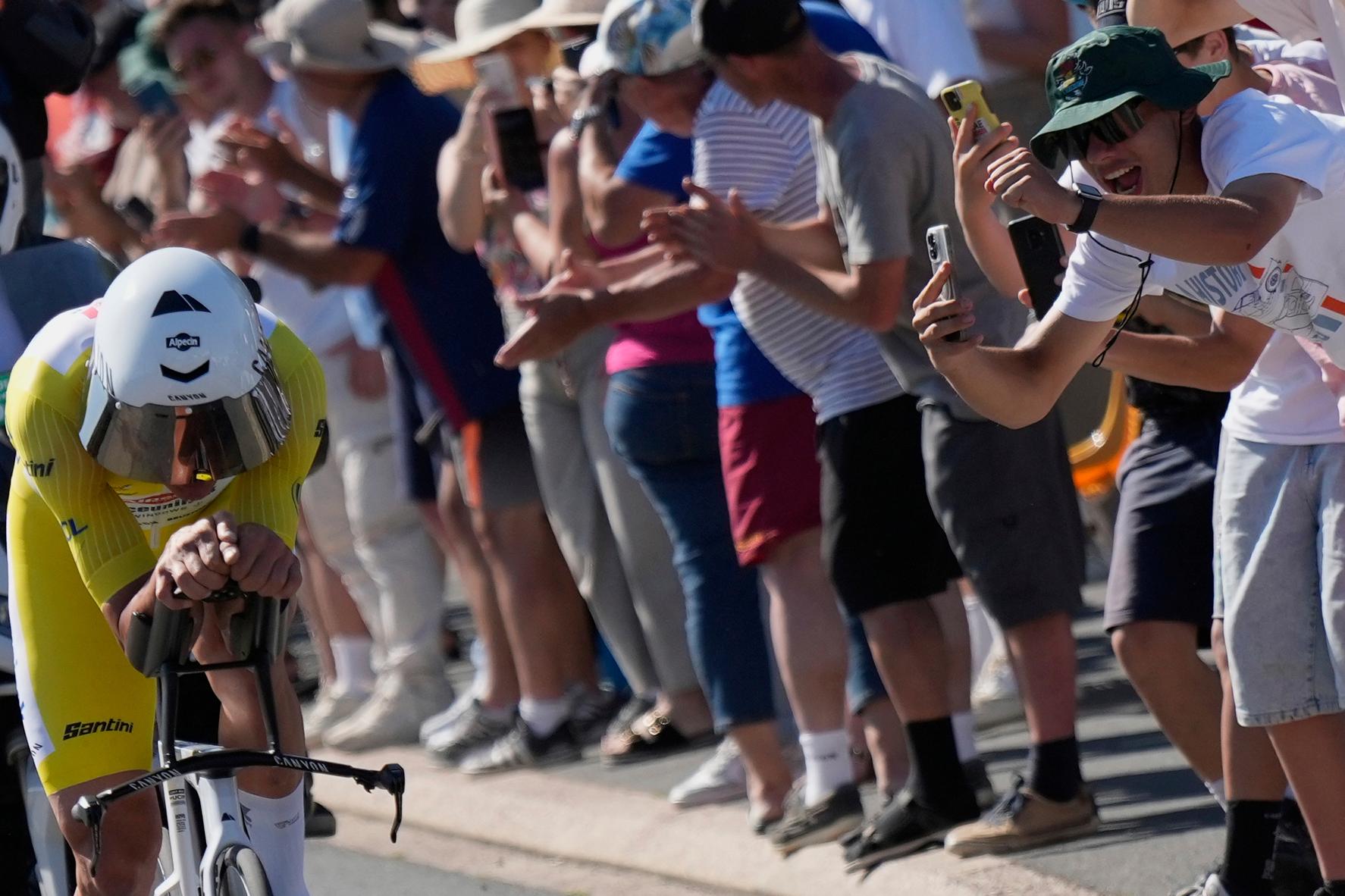 Tour de France 2025 : Remco Evenepoel remporte le contre-la-montre, Tadej Pogacar déjà maillot ...