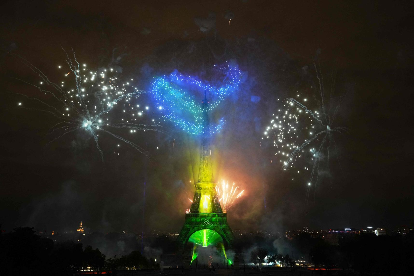 In photos: Paris's Bastille Day fireworks and pyrotecnics show